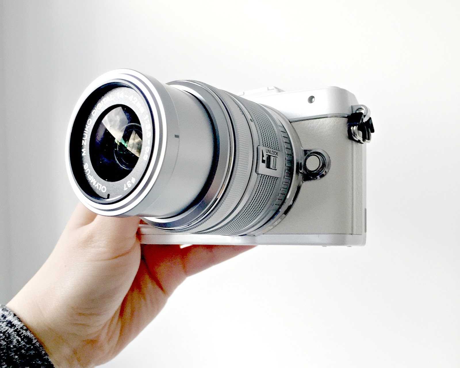 Olympus Pen E-PL7 - First Impressions Review ~ Hannah Olivia