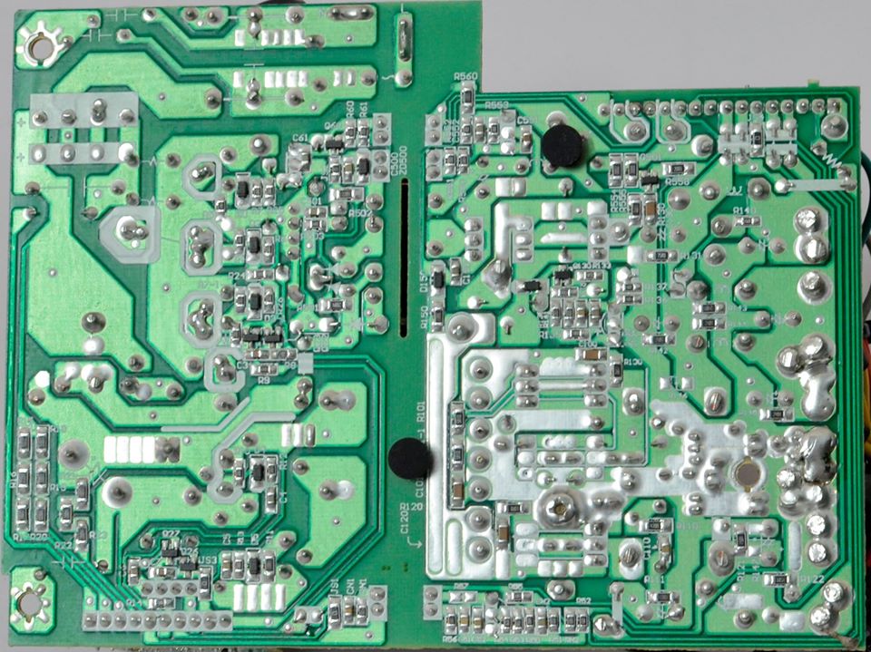 REVIEW - Corsair VS400