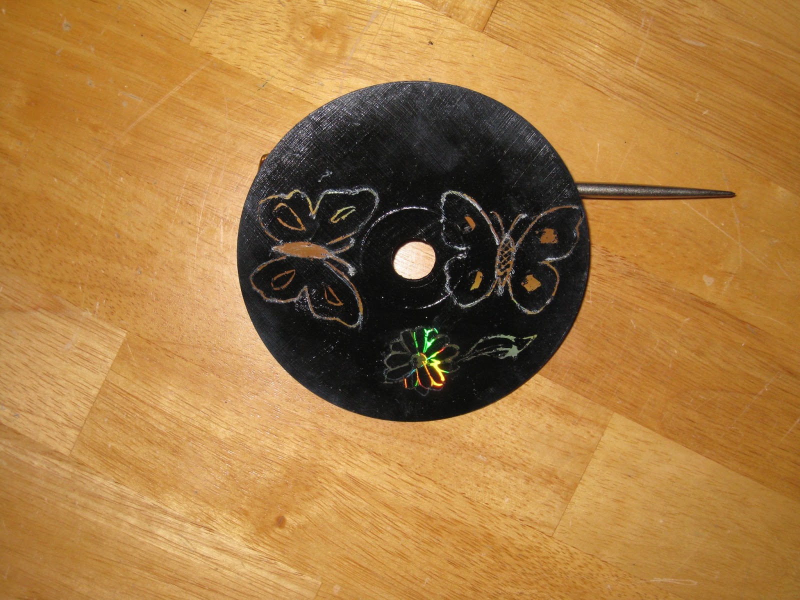 Crafts 4 Camp: CD Scratch Art - Upcycle