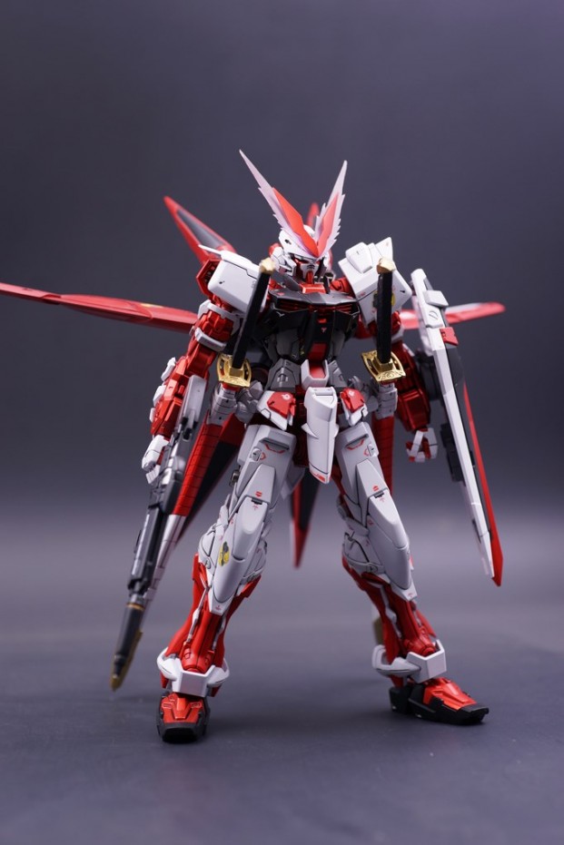 Custom Build: MG 1/100 Gundam Astray Red Frame + Flight Unit