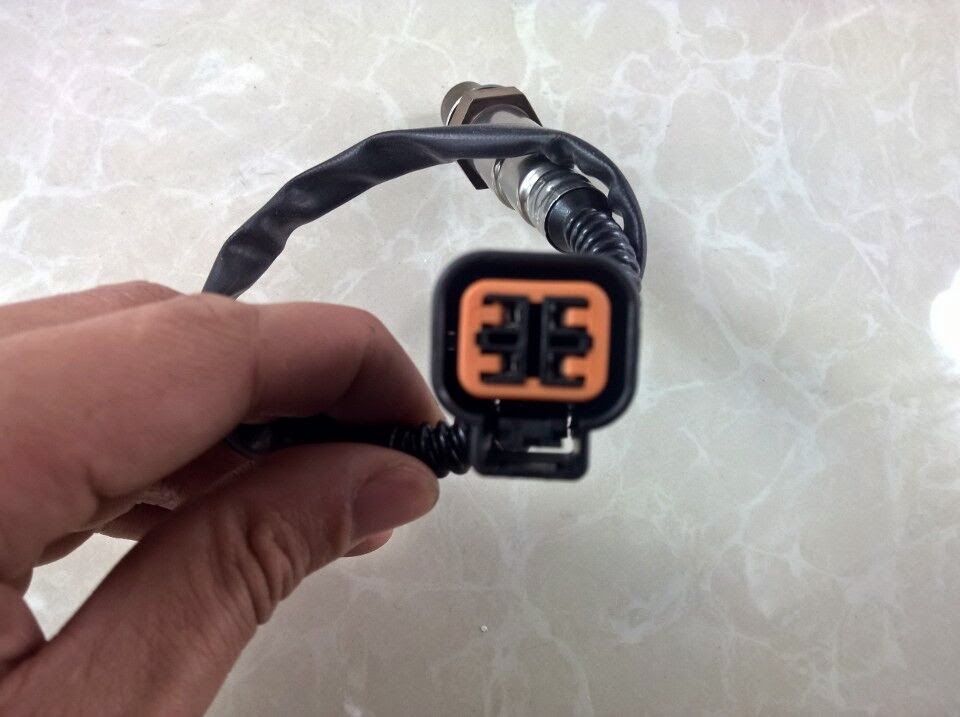 Wenzhou Typu Auto part Co.,Ltd.: HYUNDAI oxygen sensor lambda sensor ...