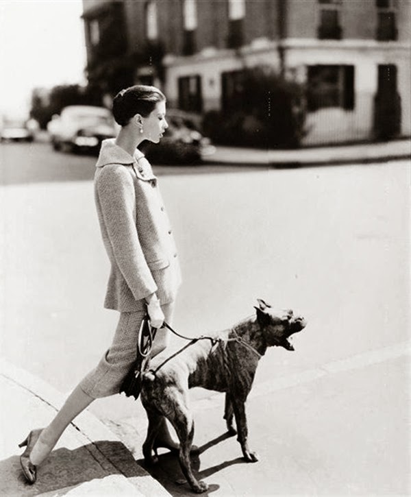 15 Beautiful Fashion Shots of Barbara Mullen as a Model in the 1950s ...