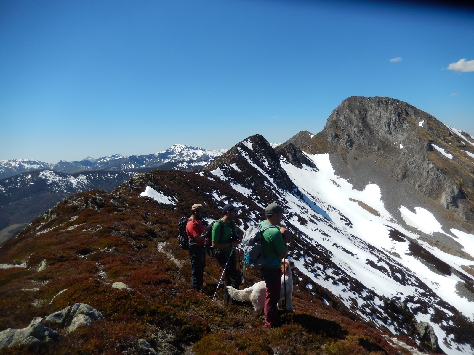 Camudando'l camín: Altu Ventaniella (Ponga) - Les Pandes - Pileñes ...