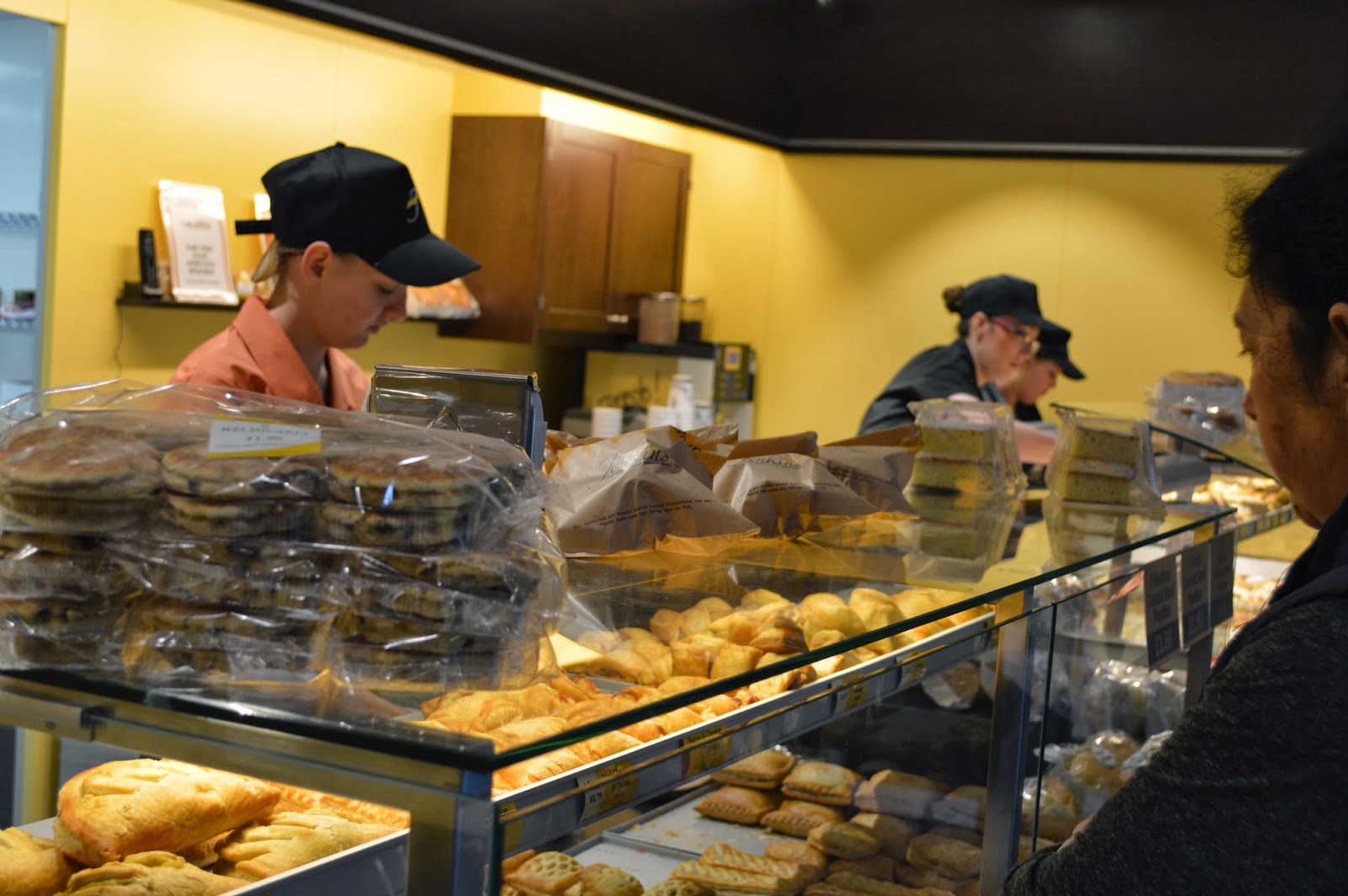 Jenkins Bakery: Jenkins Bakery opens new shop in Briton Ferry