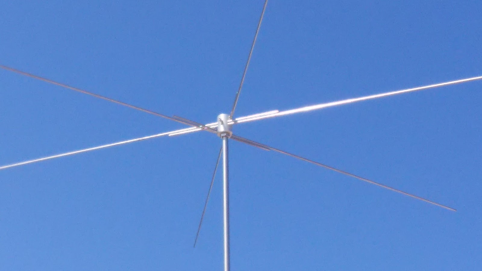 EA5ON HAM RADIO SITE: CAPACITY HATS FOR HF MOBILE ANTENNAS - testing ...