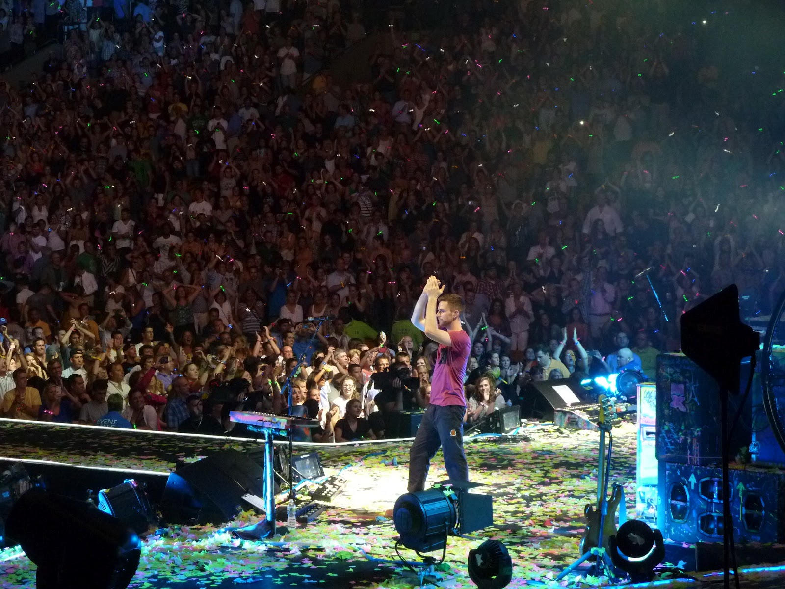 Music Blog, Live Reports, Playlists & more...: Coldplay @ Boston TD ...