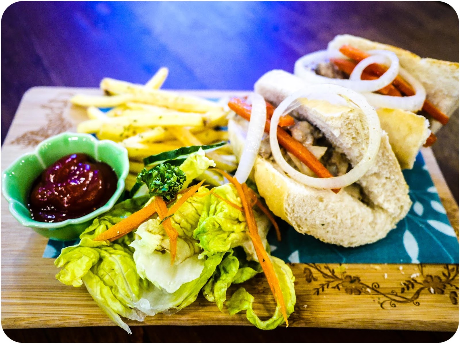 Dining | Chilling in Cafe Perene at Ayala Mall Feliz - KATOOGA