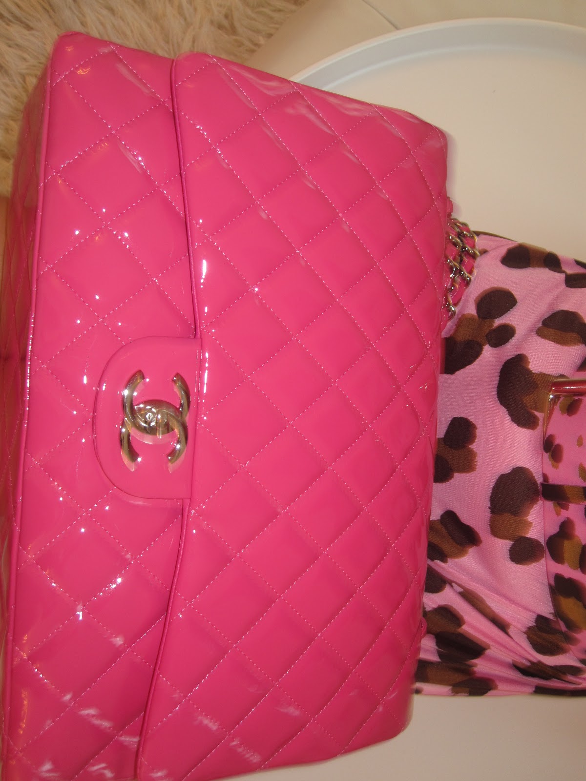 Glamorous in Dubai : Pink Leopard Blumarine Dress and Hot Pink Chanel Bag