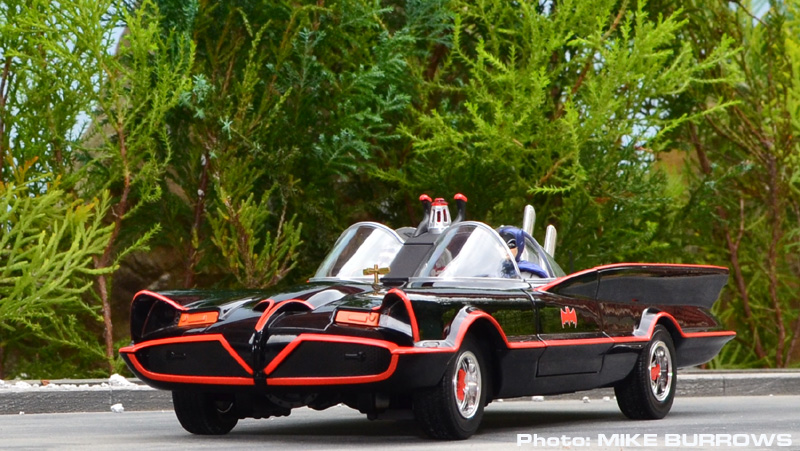 MOONBASE CENTRAL: HOTWHEELS 1:18 SCALE '66 BATMOBILE