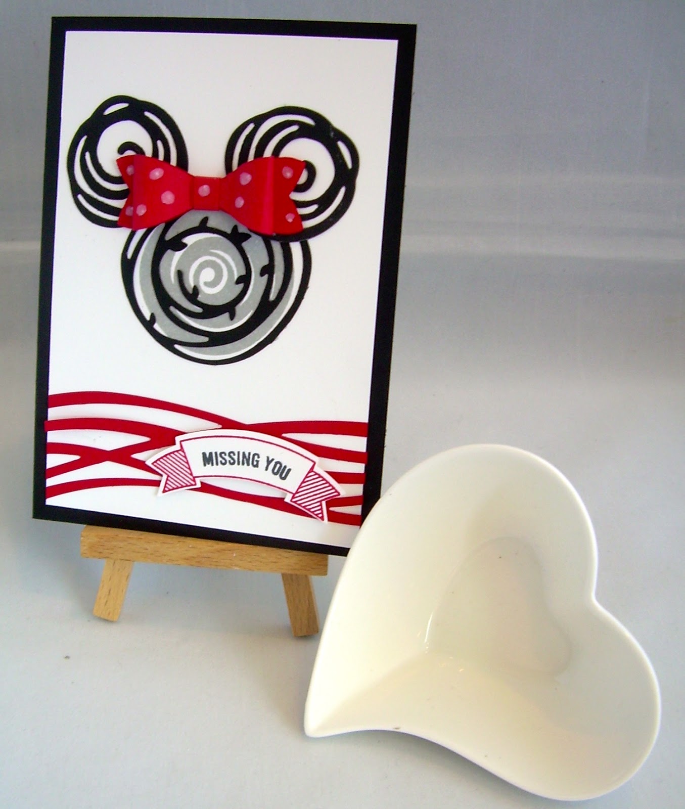 elizabeth's craft room: BONUS VIDEO Swirly Bird Minnie Mouse