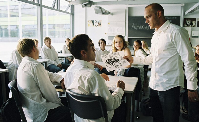 B-Movies of the Digital Age: The Wave (2008)