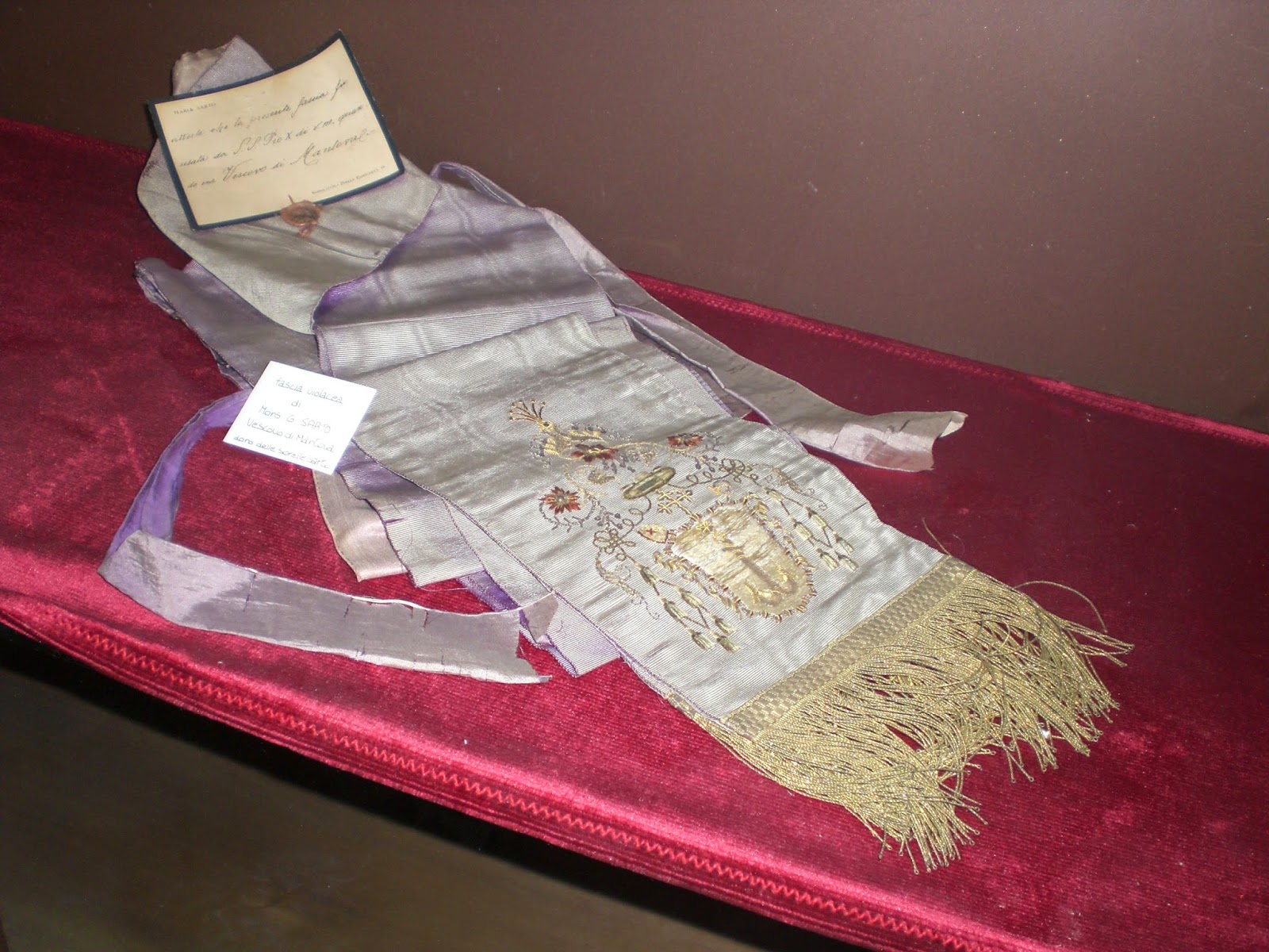 Orbis Catholicus Secundus: Fascia of Bishop Sarto