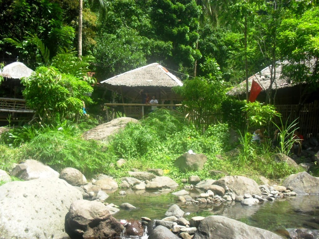 Crys Savory Lifestyle: Pandanon Valley Resort in Murcia City