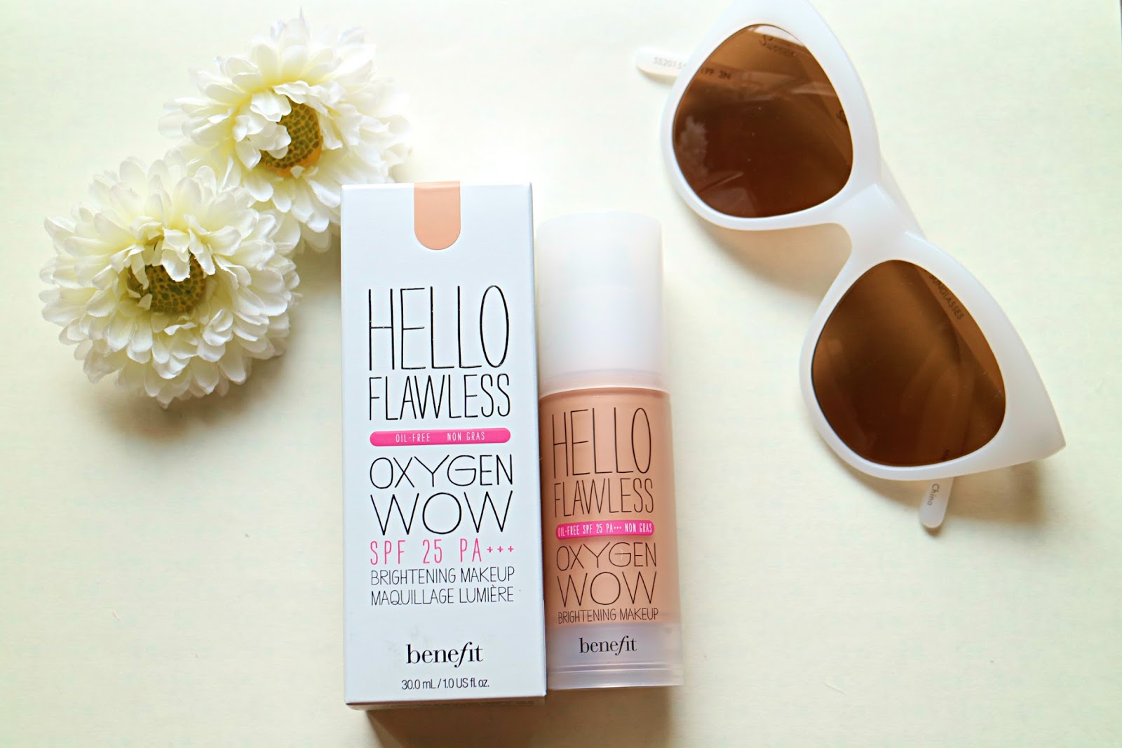 Benefit Hello Flawless Oxygen WOW Liquid Foundation and Hello Flawless ...