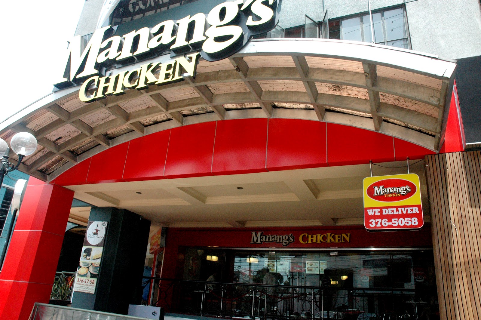 DUDE FOR FOOD: Manang's Chicken: Bringing Home Cooking to Fast Food