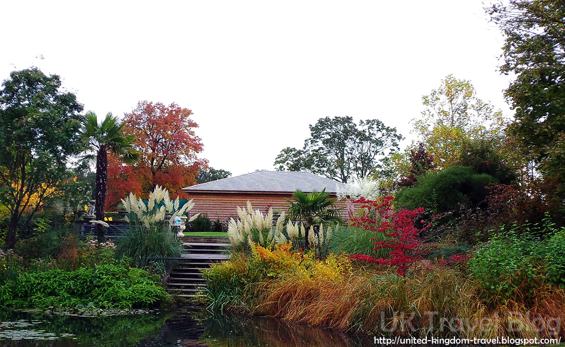Stunning colours of Autumn in England - The Globe Trotter