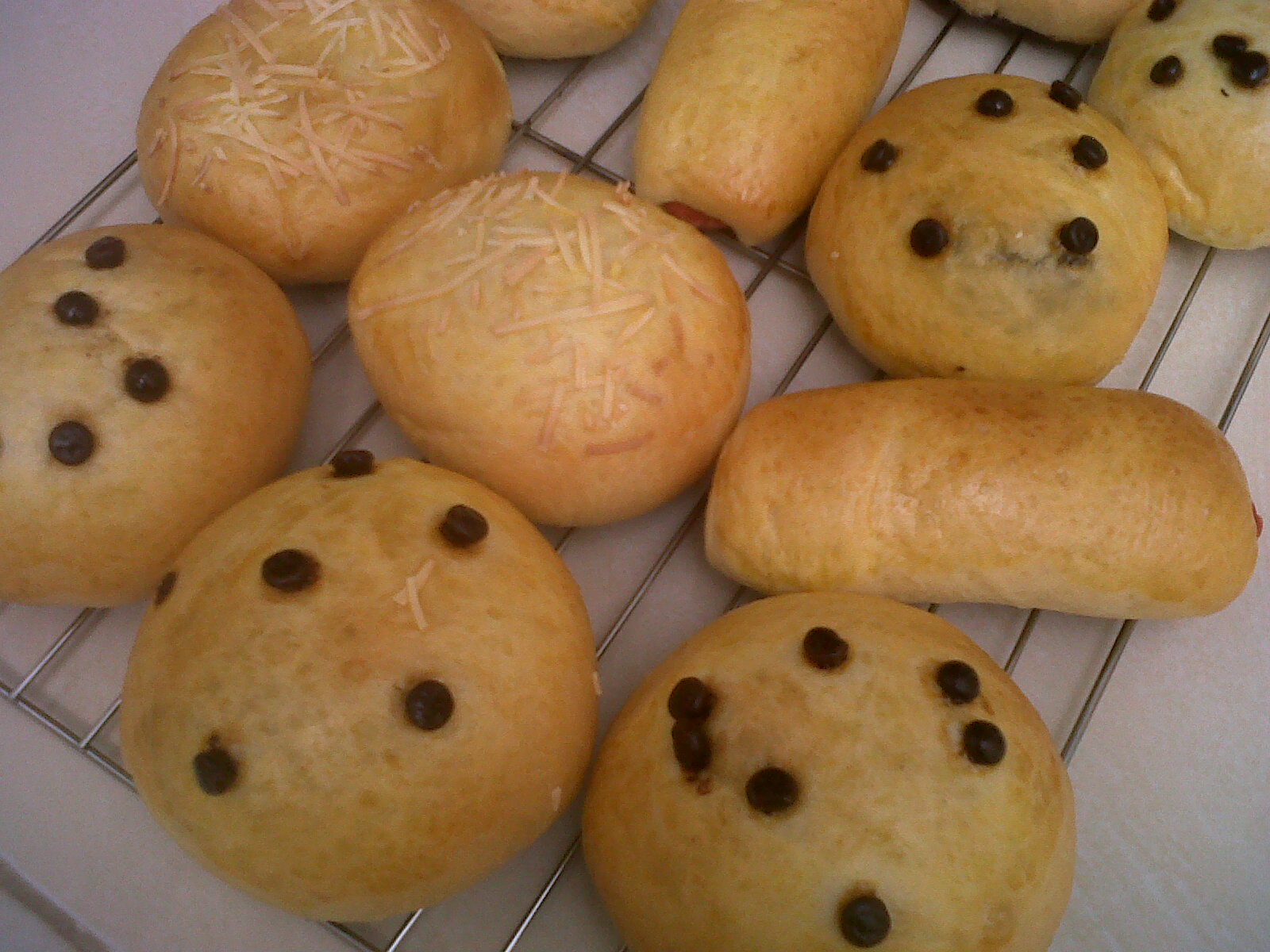 Joris' Kitchen: Assorted Sweet Bread (aka Aneka Roti Manis)