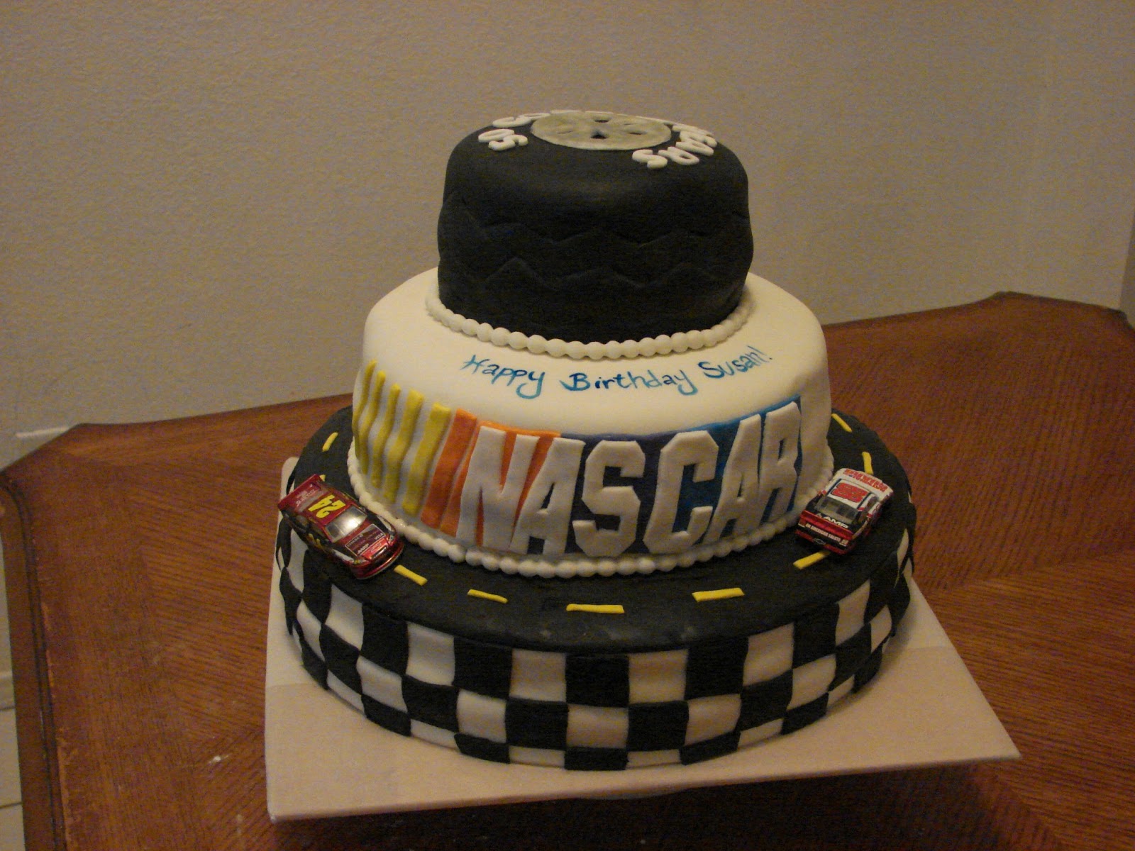 My Cake Hobby: Nascar Cake