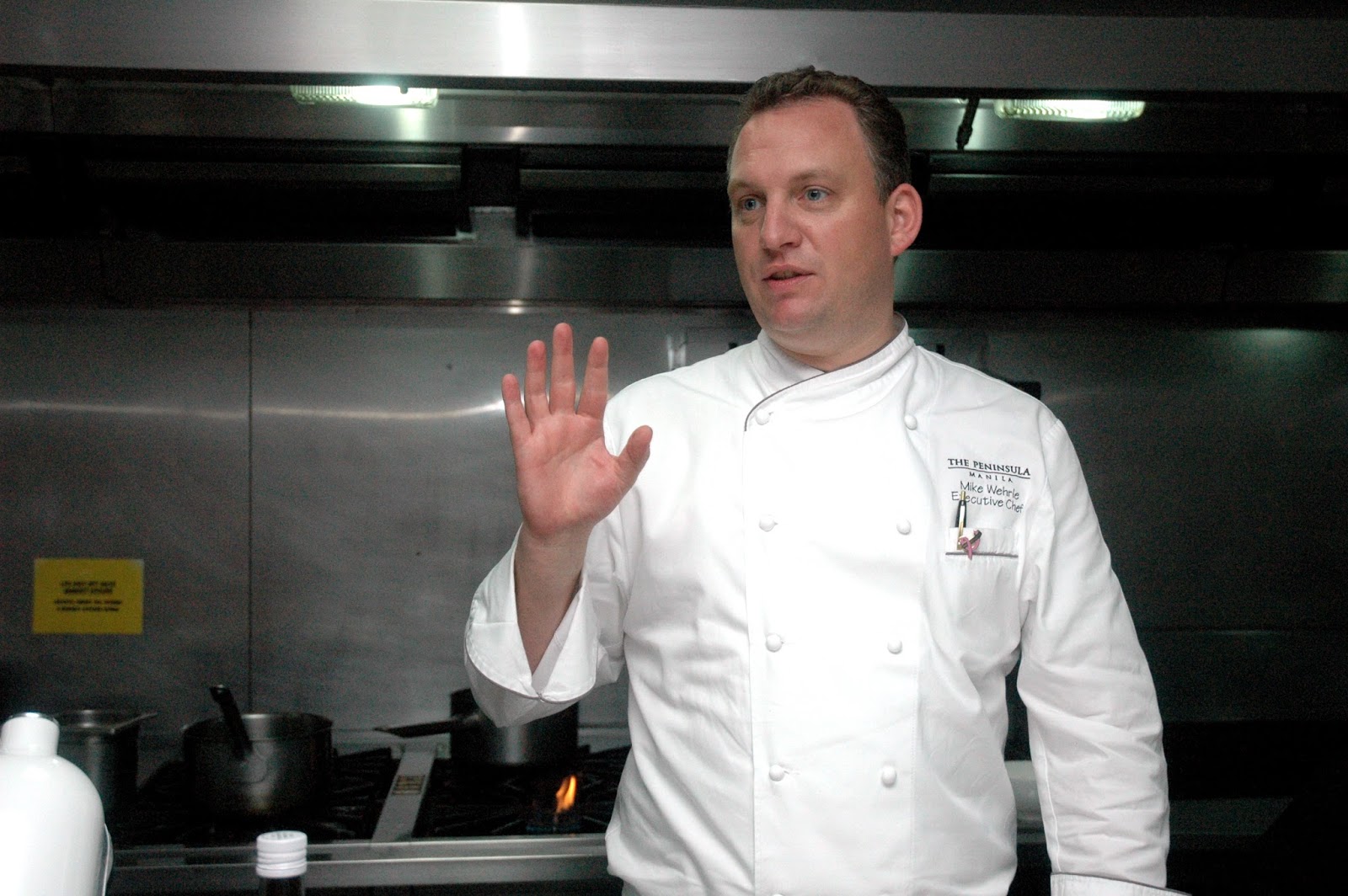 DUDE FOR FOOD: Celebrate Chicago at The Peninsula Manila