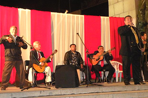 HOSPITAL REGIONAL DE HUACHO: La música criolla activa las emociones y ...