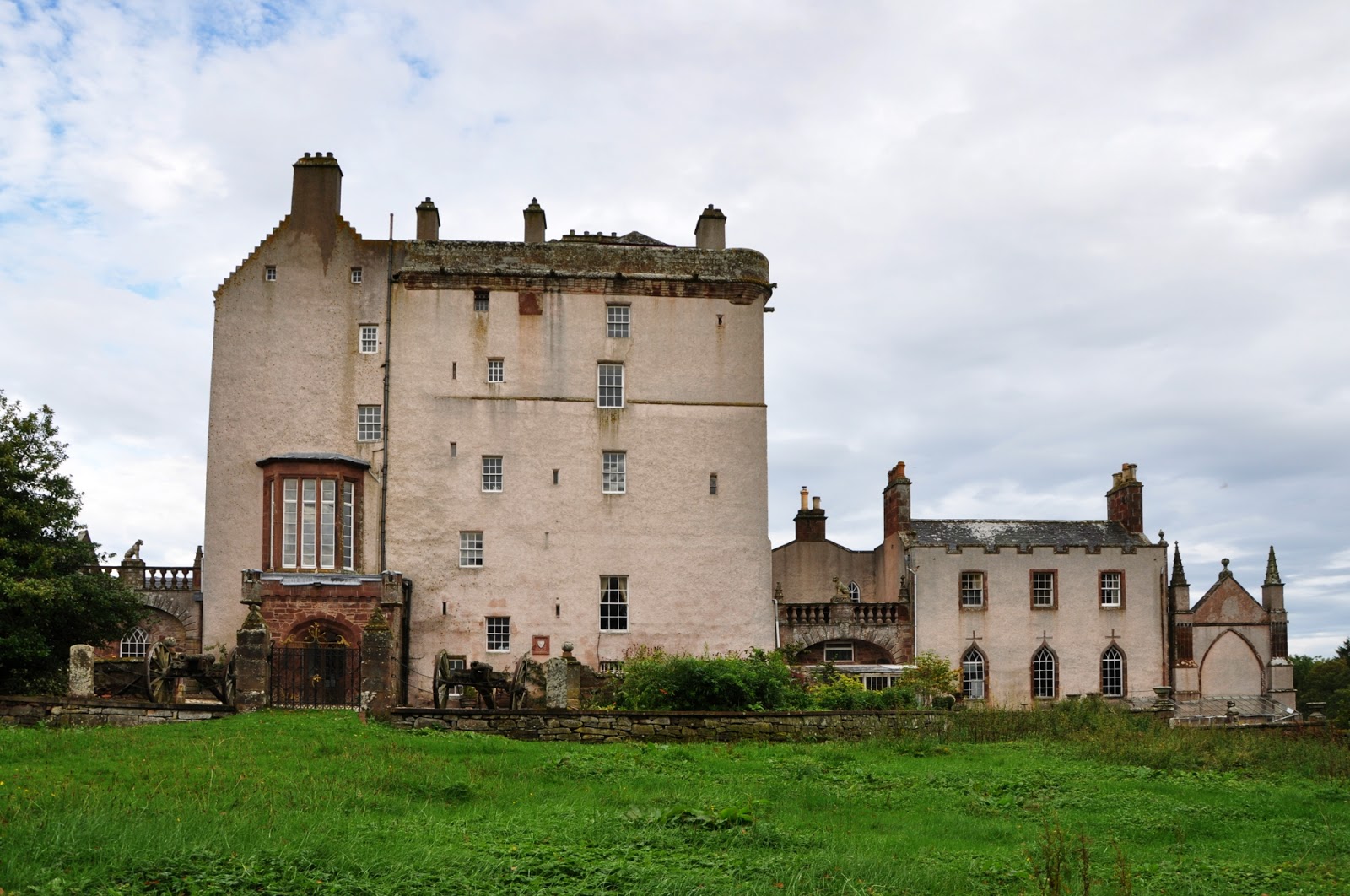 Landed families of Britain and Ireland: (62) Ainslie of Delgatie Castle