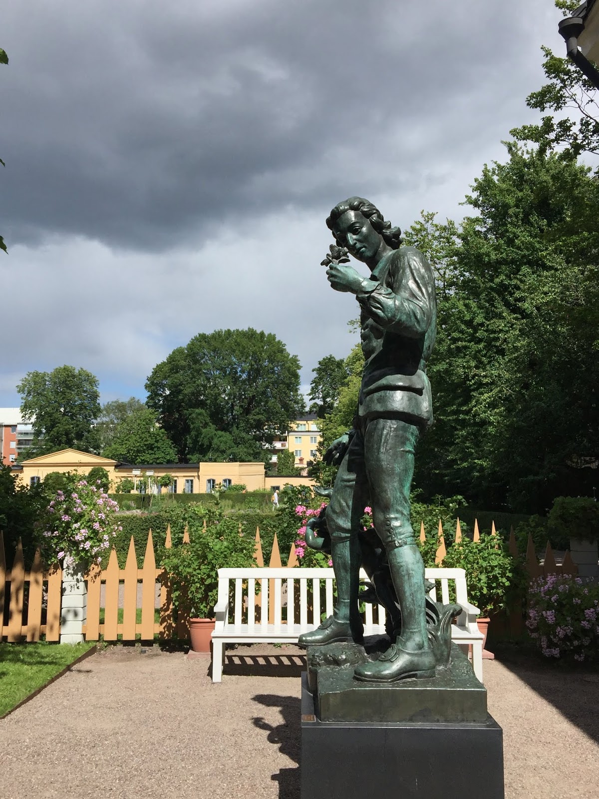 Revisiting a visit to Linnaeus' house and garden in Uppsala