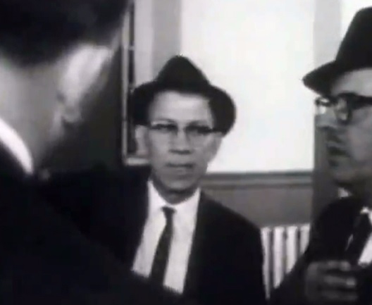 Prayer Man: Exoneration of Lee Harvey Oswald: "They saw no one there"