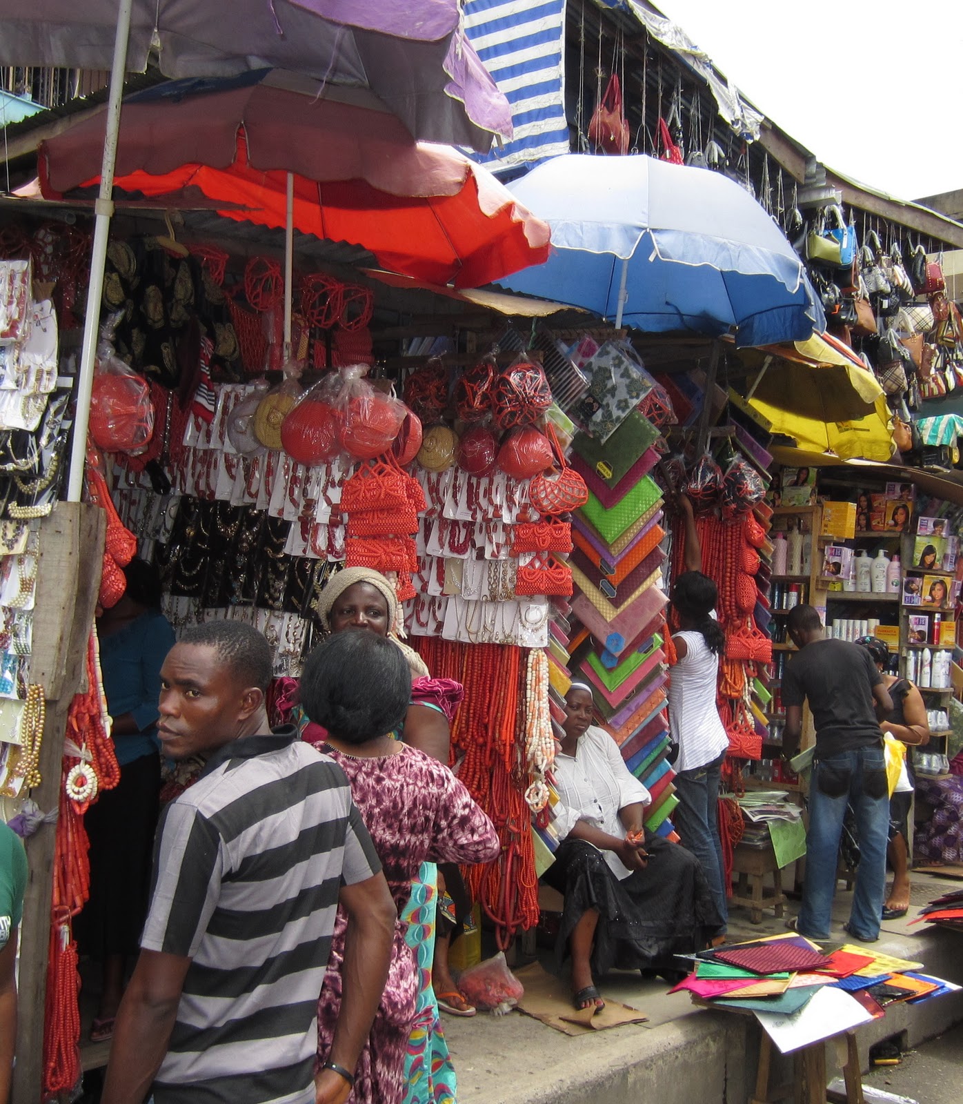 Looking for good in Lagos: The 280th good thing about Lagos: Balogun market