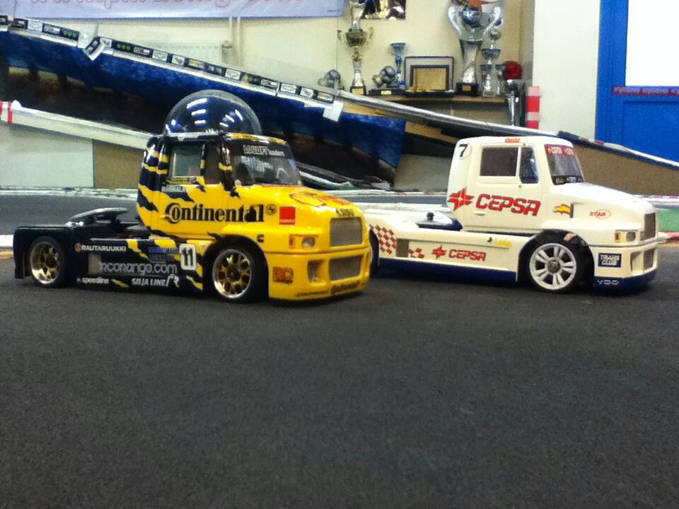 KYOSHOSAN: Tons of Pictures of Custom Mod Mini-Z Trucks