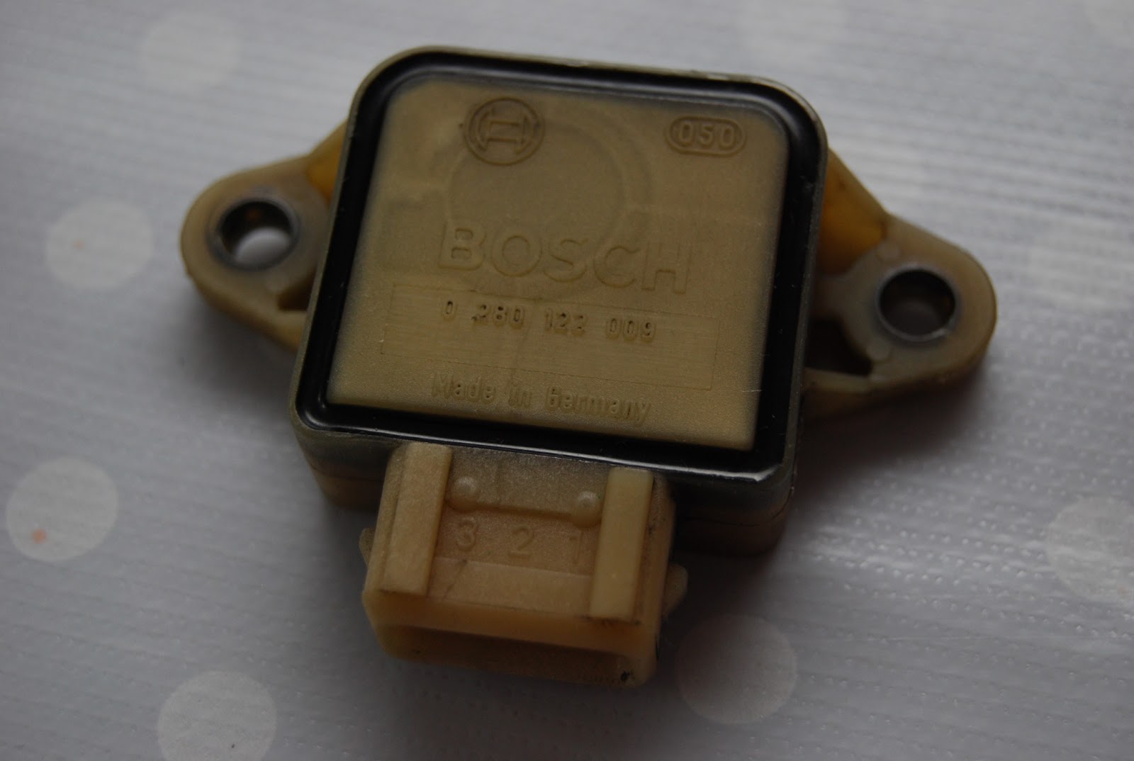 Bosch Throttle Position Sensor (TPS) - Peugeot 306 GTi-6 (XU10J4RS ...