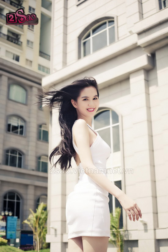 Ngoc Trinh Beautiful in Sun Light Sexy Girl - 1000 asian beauties Part ...