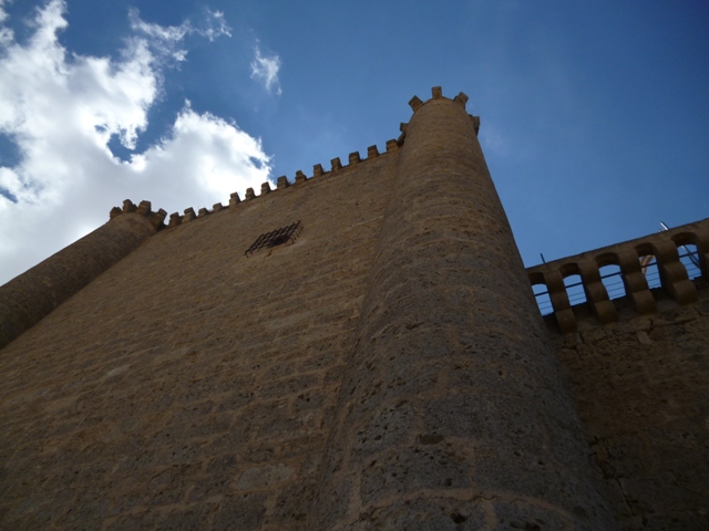 ArKeológica: Castillo de Villafuerte de Esgueva (Villafuerte de Esgueva ...