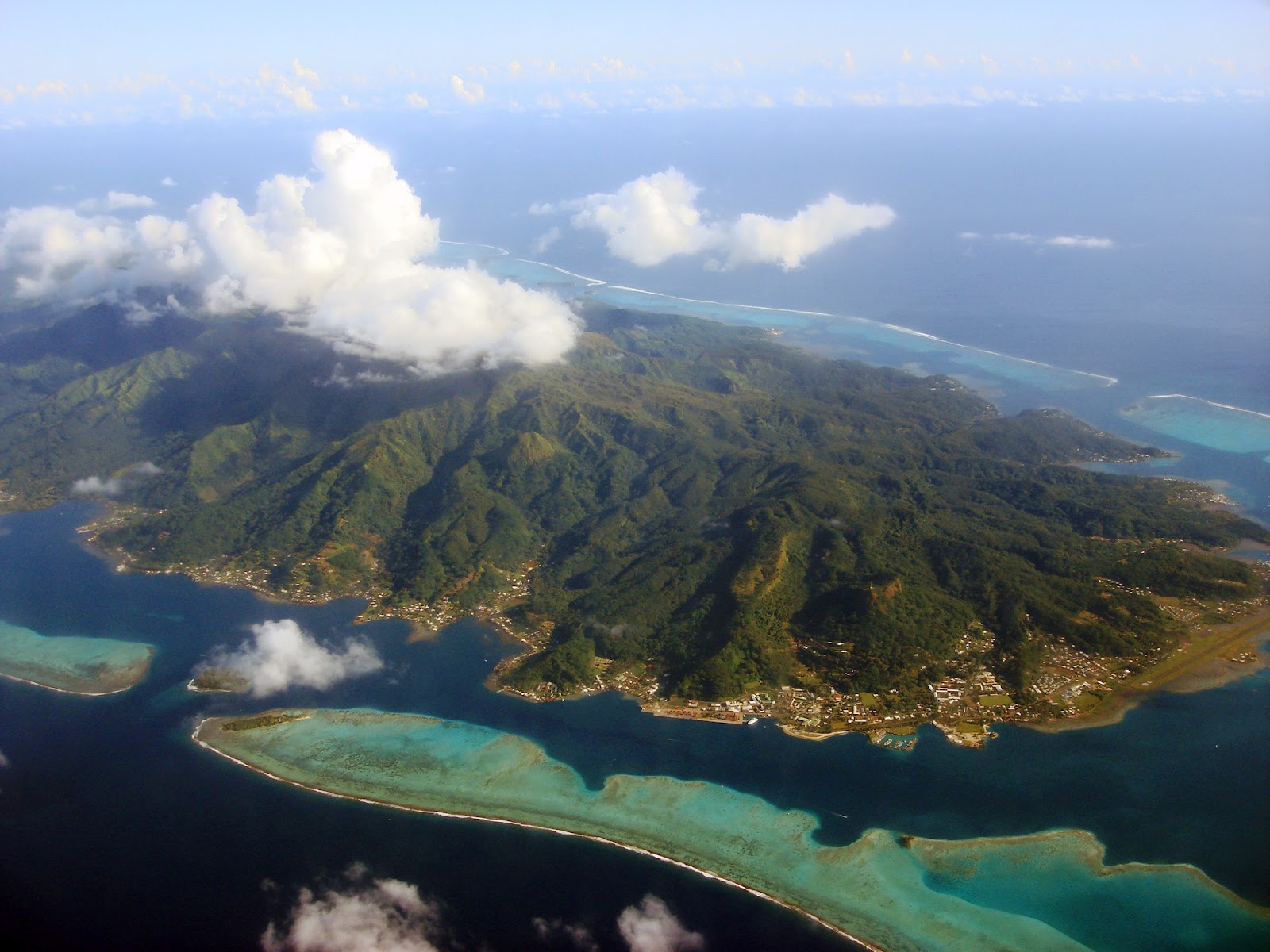 Most Beautiful Islands: French Polynesia Islands - Raiatea Island