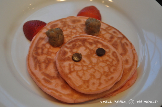 The Chatty Pig: Mmmm, Pig Pancakes!