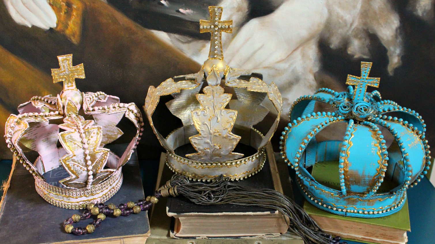 Mark Montano: Cardboard Crowns DIY