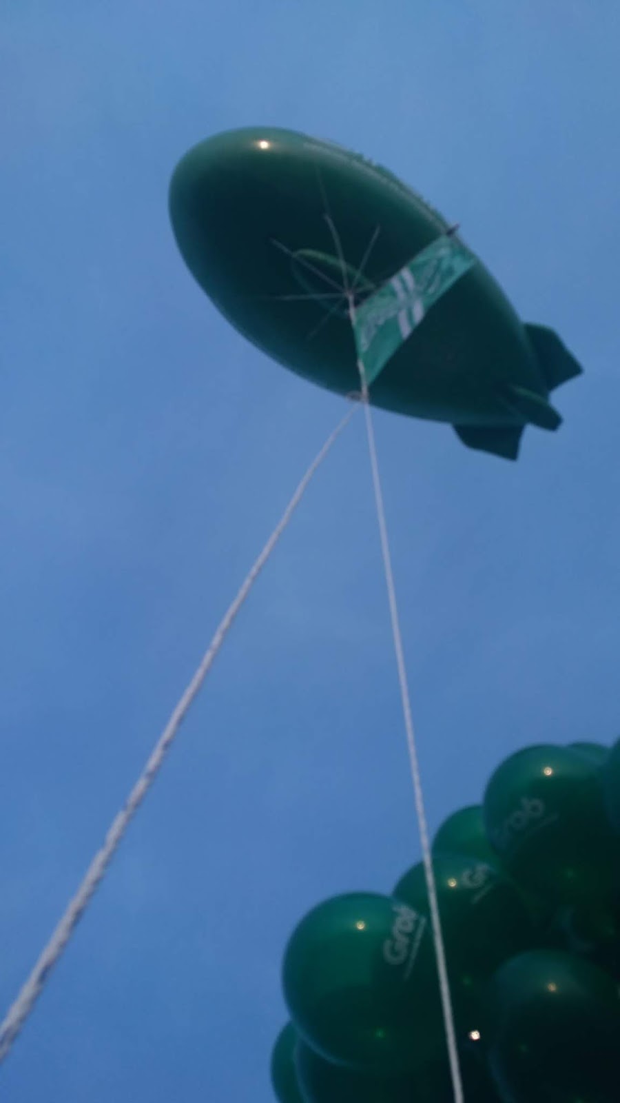 KREASI BALON: Balon Zeppelin Sewa Balon Zeppelin