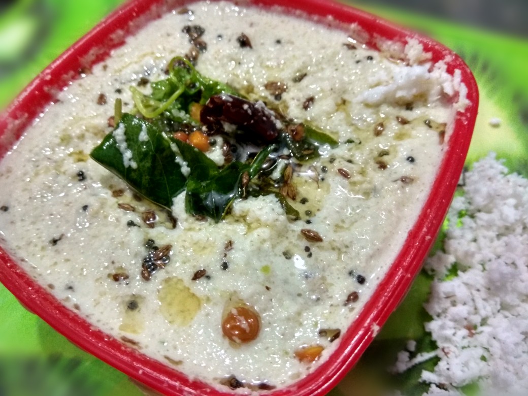Vasusvegkitchen: Coconut chutney || kobbari pachadi || Thengai chutney
