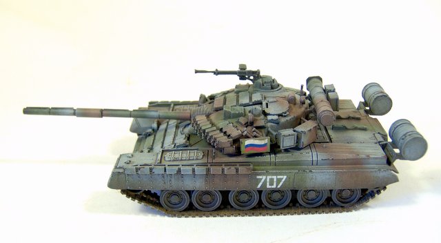 Gulumik Military Models: T-80BV 1/72 Revell - Gallery