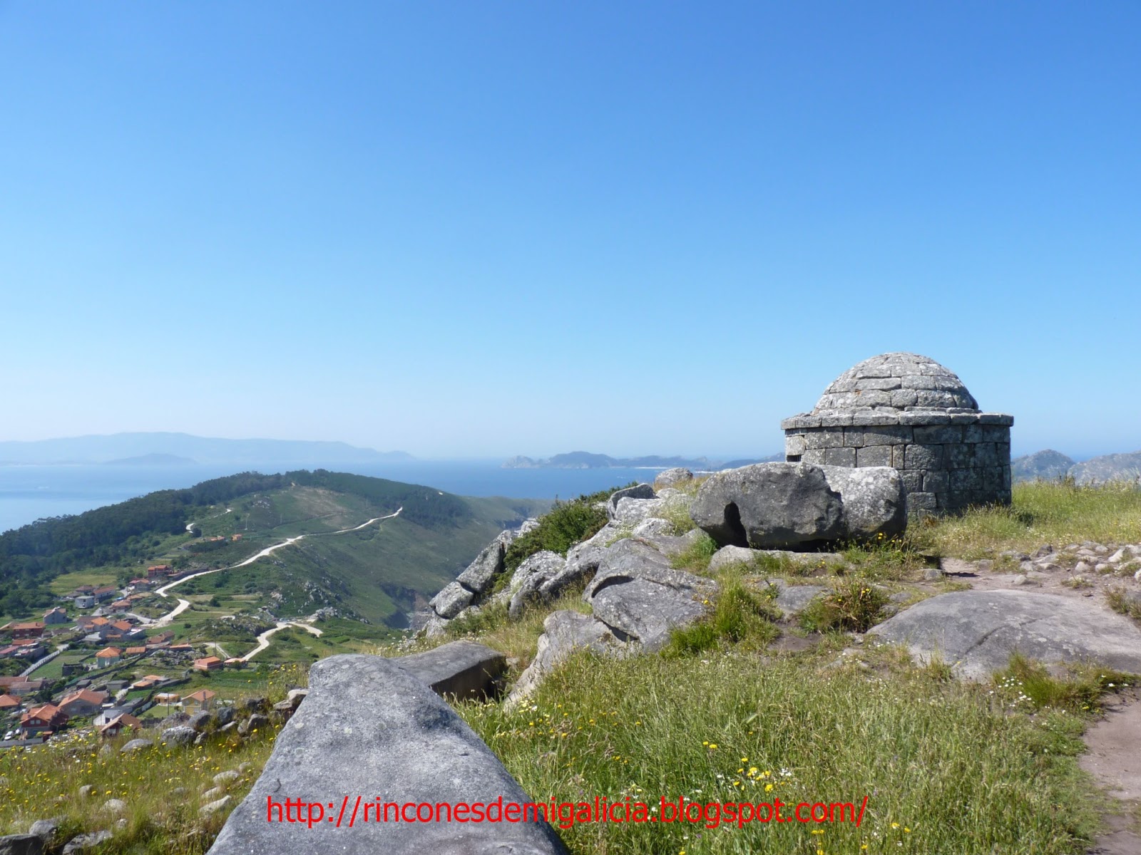 Rincones de mi Galicia: Santuario y Castro de Monte do Facho (Cangas do ...