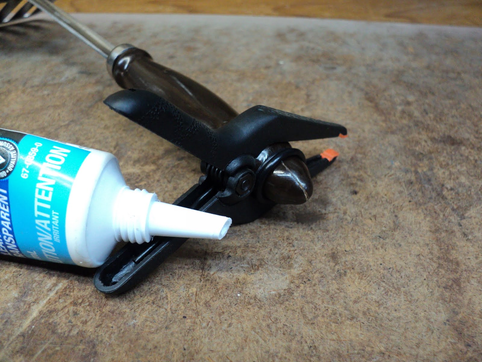 Rouge River Workshop: A Ceramic Spatula Handle Repair