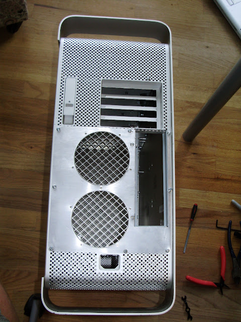 BuildIts: How to Fit Your PC in a Power Mac G5 Case