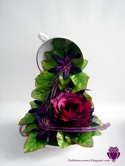 Latające filiżanki // Flying tea cups | Fioletowa sowa