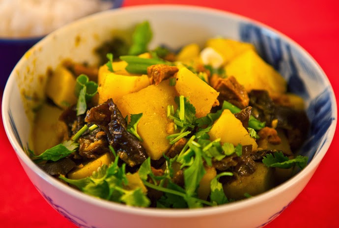 How to Make Tibetan Potato and Beef - Shogo Tsey Asian Cooking Recipe ...