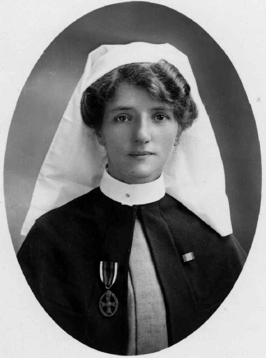 Inspirational Women Of World War One: Minnie Wood, OBE, MM, RRC (1880 ...