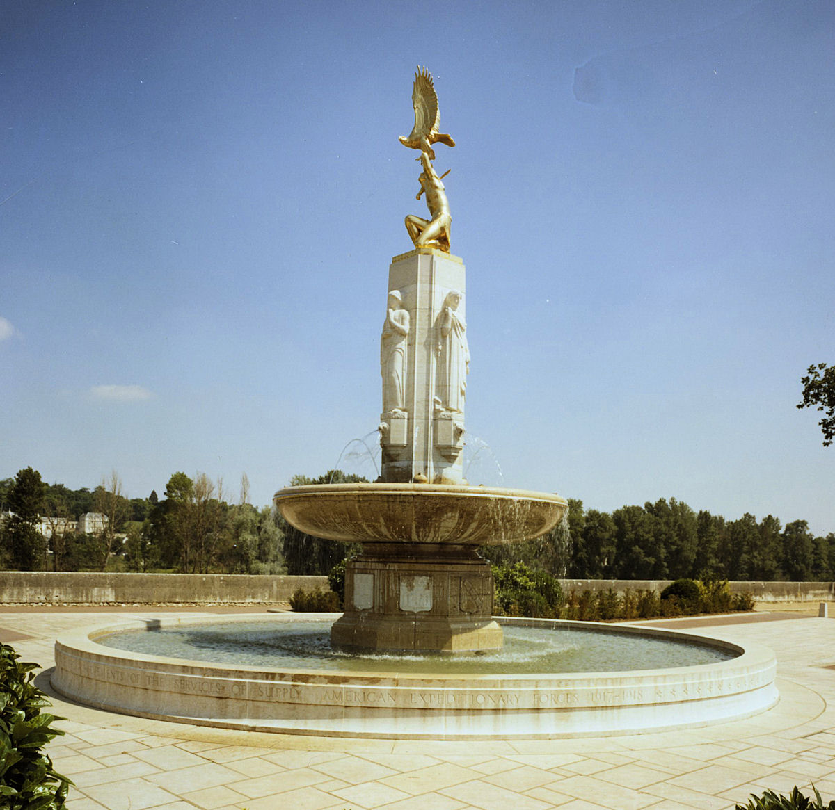 Roads to the Great War: Interesting Symbolism: The U.S. Services of ...