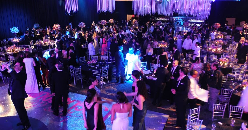 REPRESENTACION DE ARTISTAS: Grupos para el 16 de diciembre