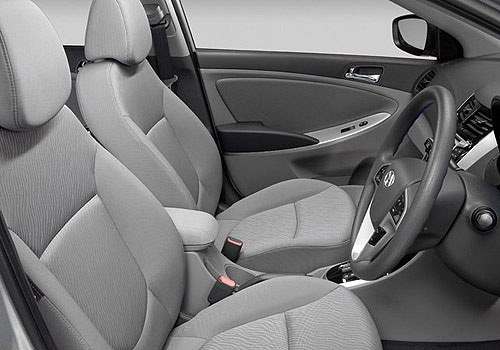 Hyundai Verna Fluidic | Car-Crunch