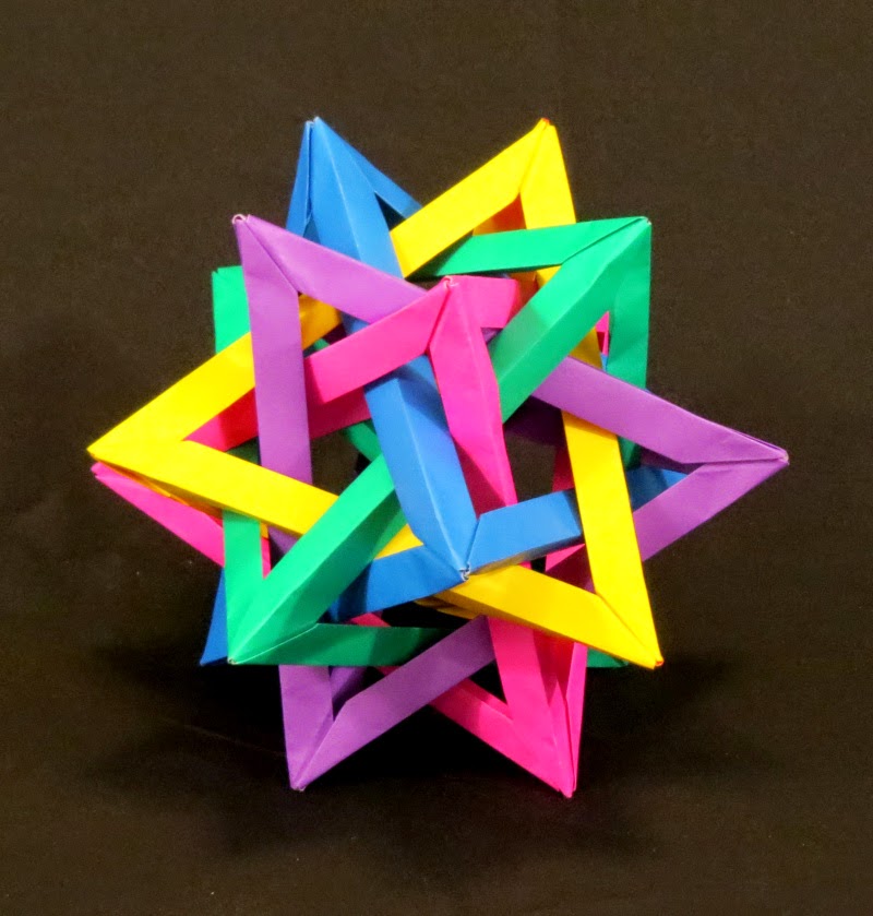 Digital Fabrication for Designers: Origami Side Table