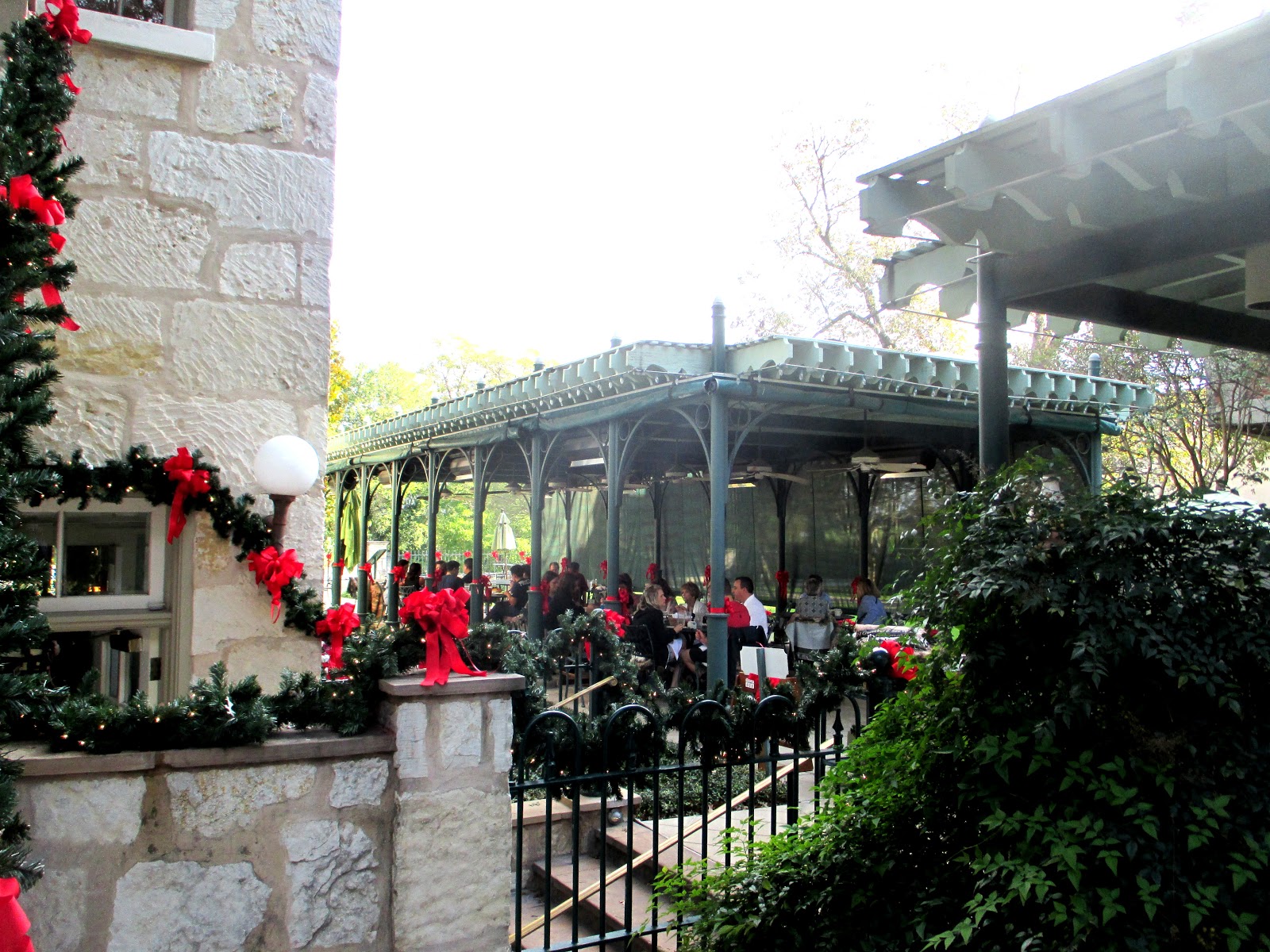 Phannie and Mae: Lunch at Guenther House and Dinner with Travel Bug ...