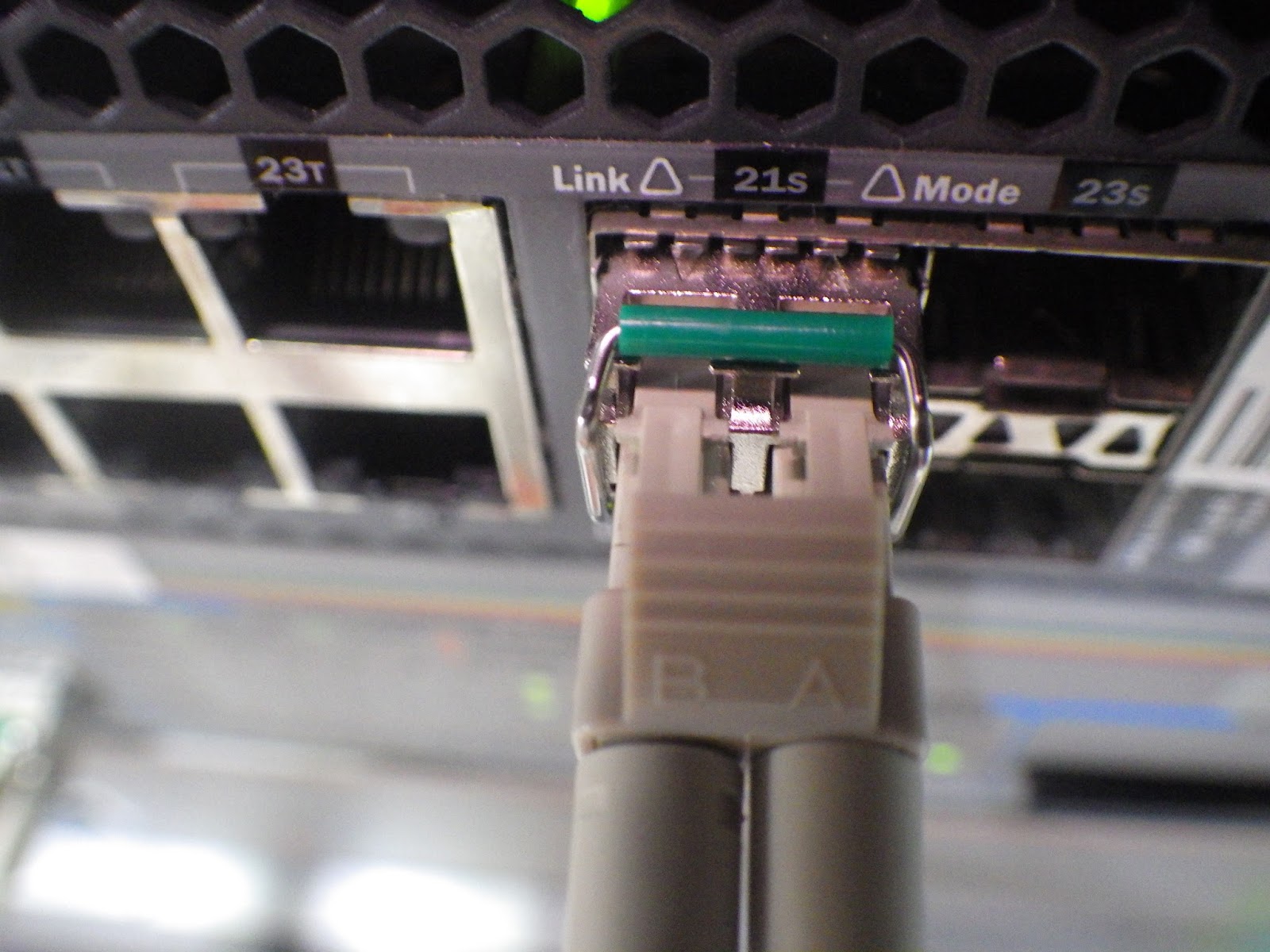 PC環境 いじくり記: PC環境 物欲のいじくり記 73 HP ProCurve Switch 6600-24G-4XG (J9264A)と ...